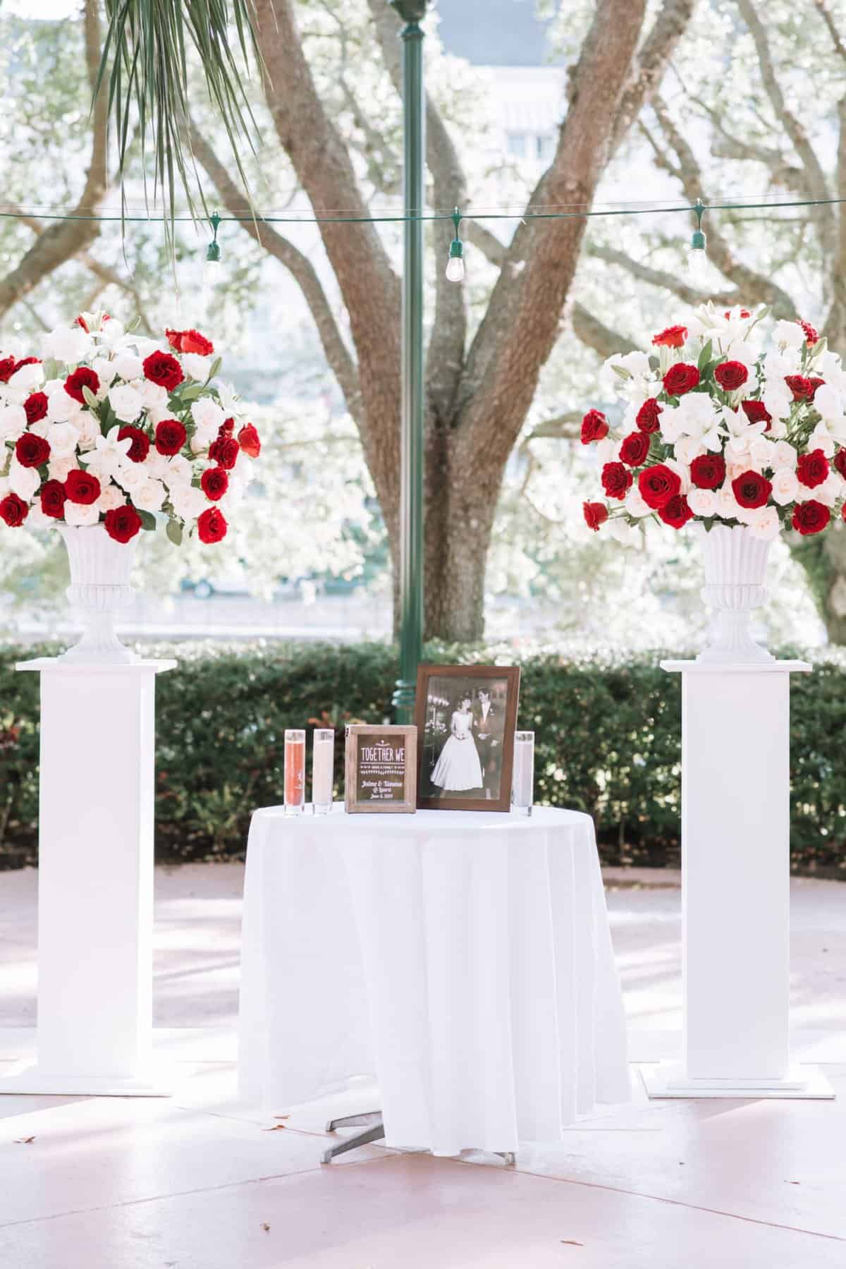 Vow Renewal Ceremony | Clara and Jaime at the WDW Swan Resort - Just Marry!