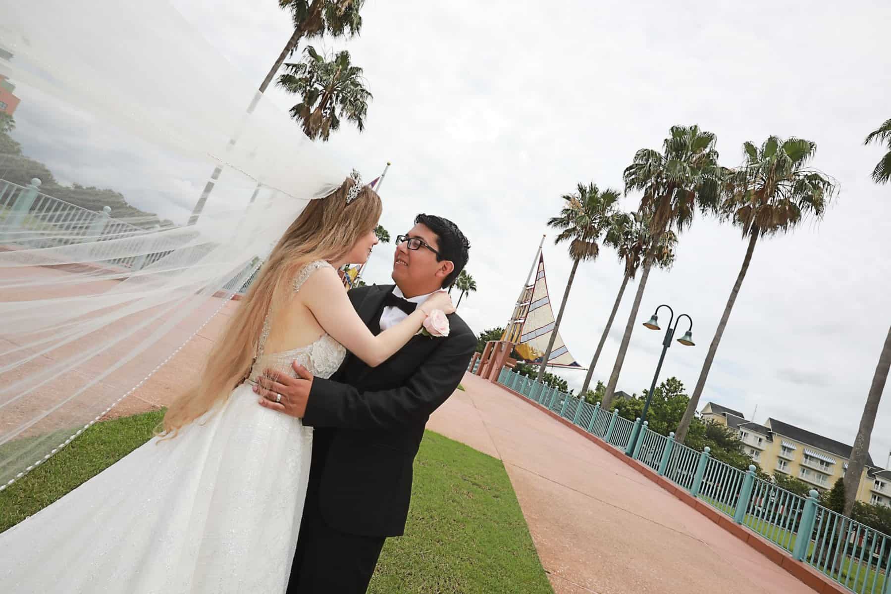 Swan and Dolphin Wedding | The Real Wedding of Sarah and Christopher ...