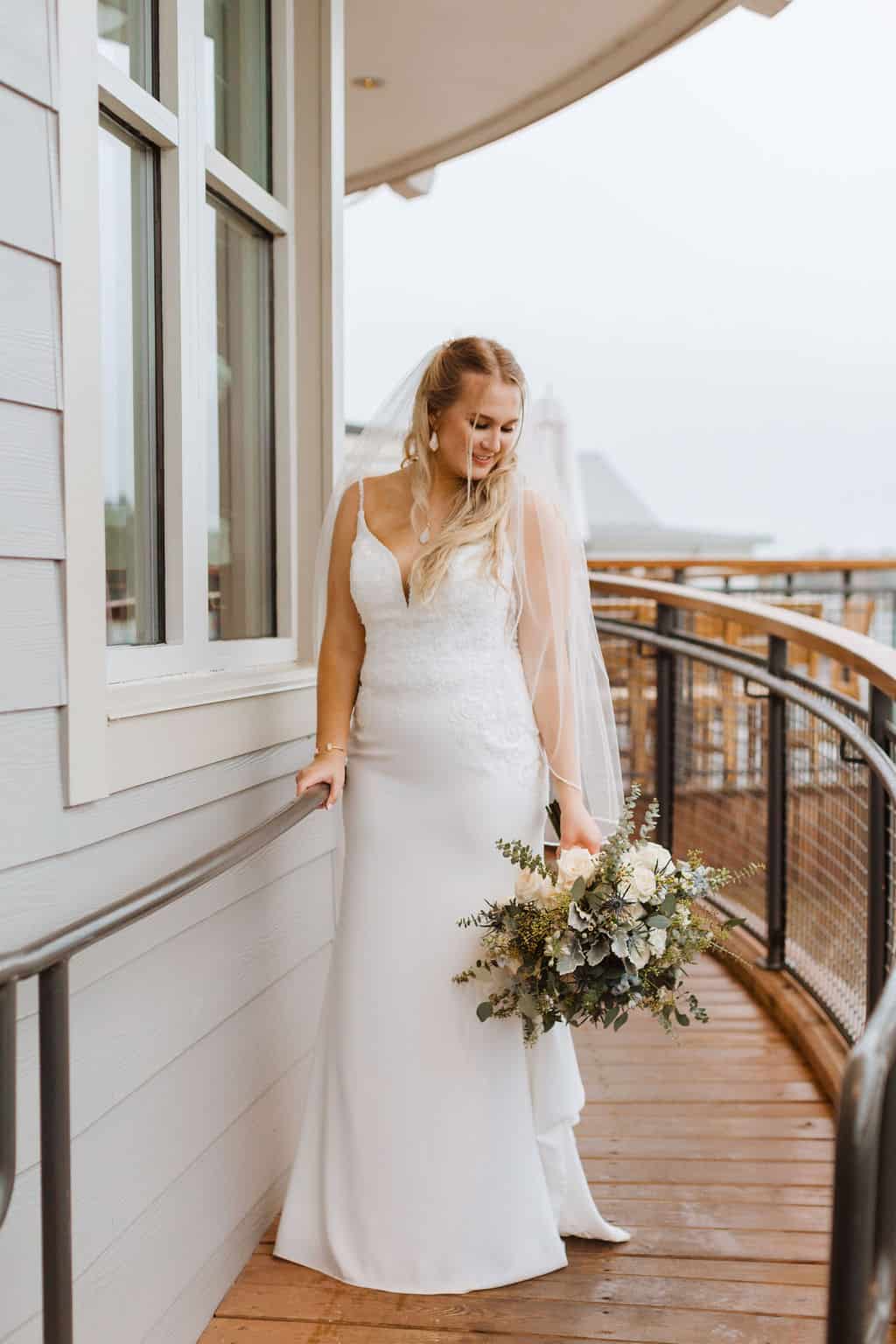 February Wedding | Emily and Rudy at Paddlefish Disney Springs - Just ...