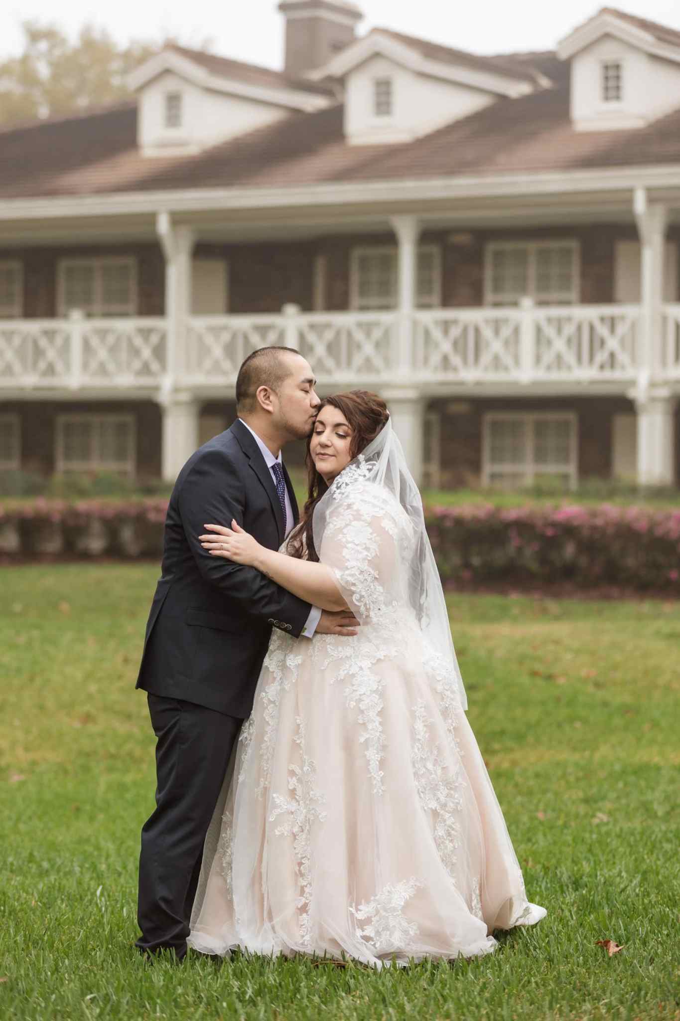 Disney Destination Wedding | Charlotte and Michael at the WDW Swan and ...