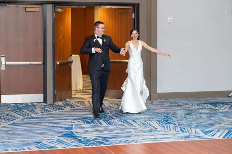 Gold and Ivory Wedding | Nicole and Corey at Hyatt Regency Orlando ...