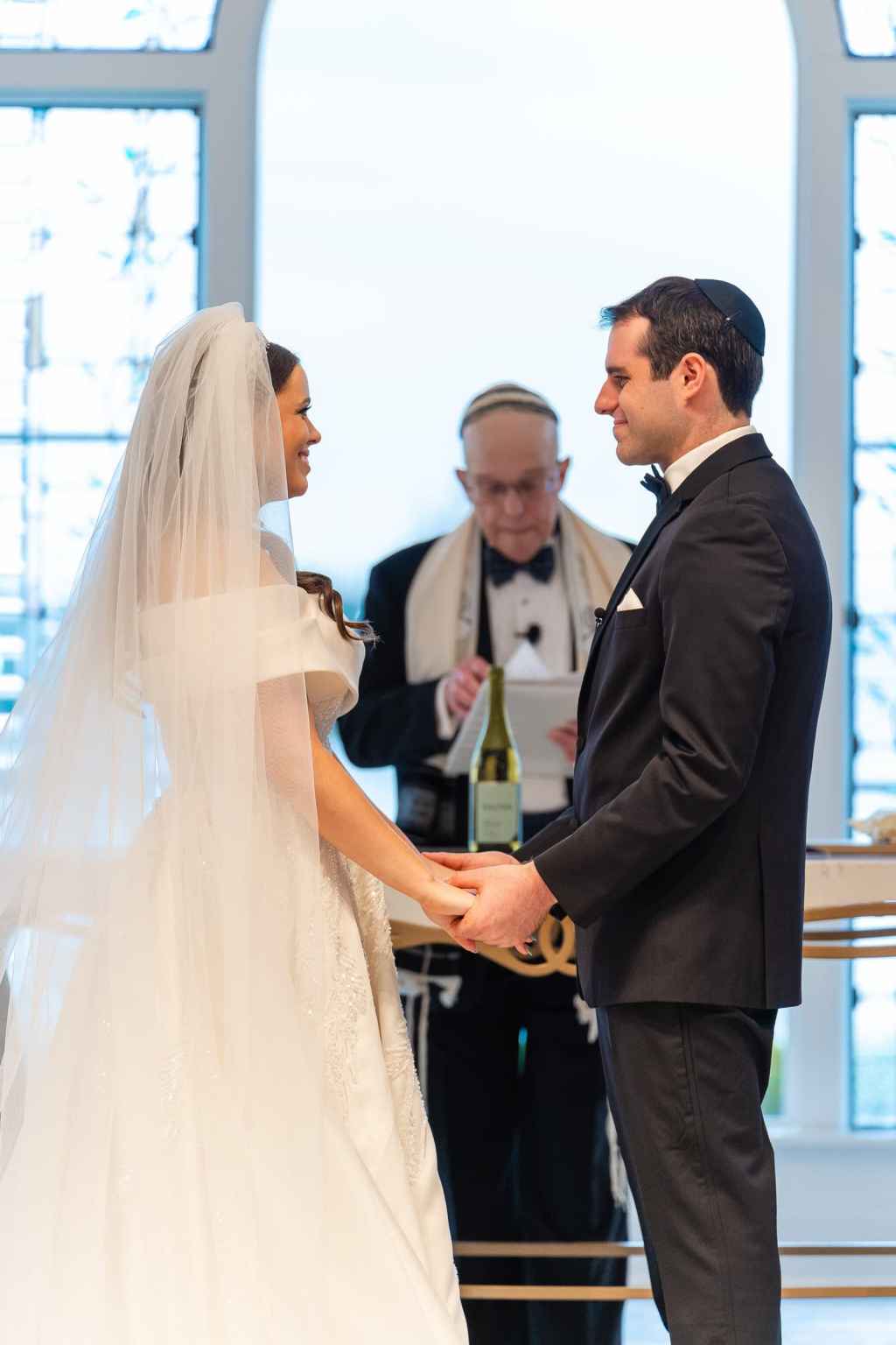Frozen Wedding | Allison and Scott at Disney’s Wedding Pavilion - Just ...