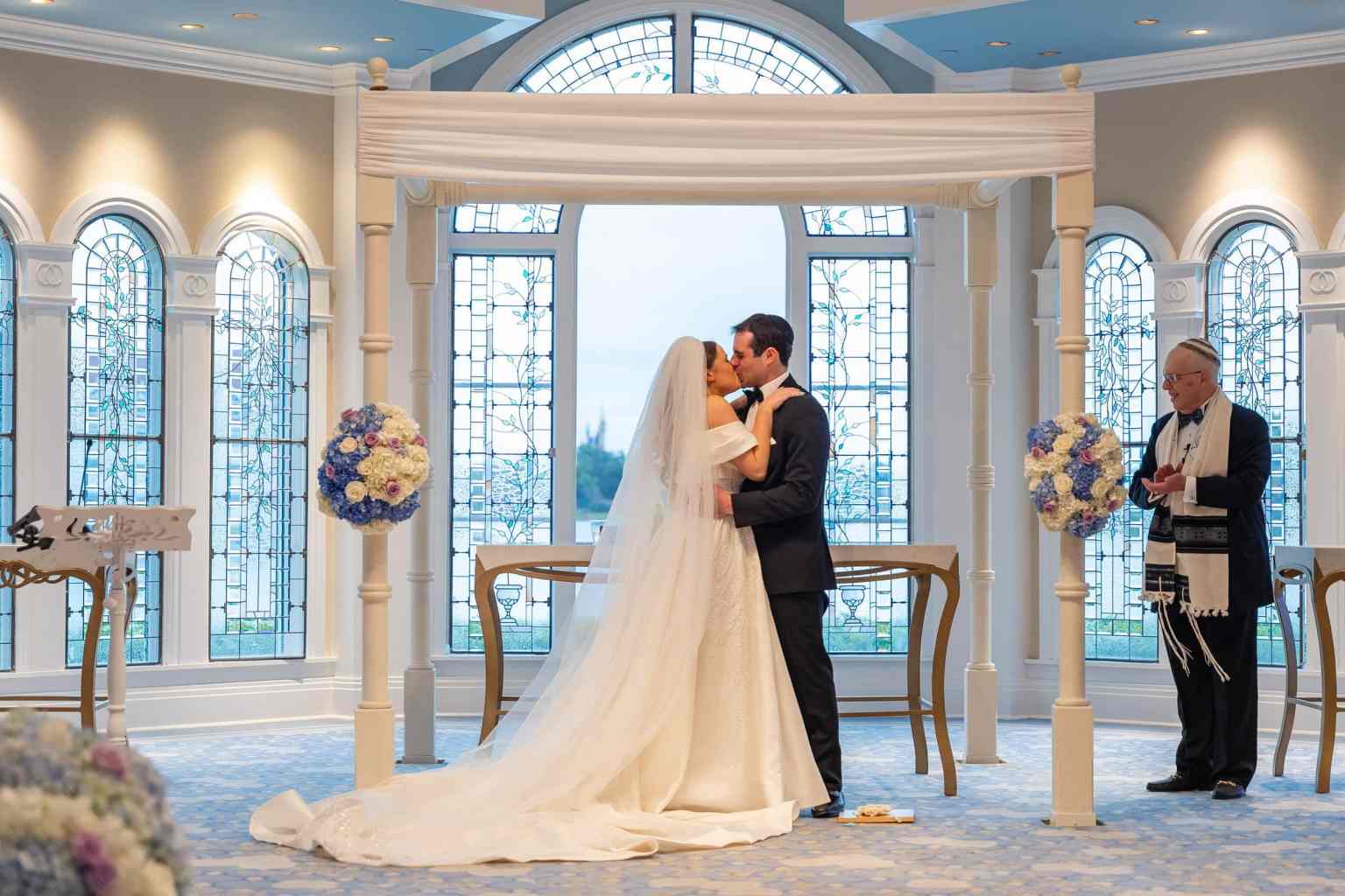 Frozen Wedding | Allison and Scott at Disney’s Wedding Pavilion - Just ...