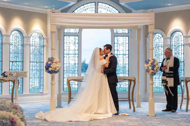 Frozen Wedding | Allison and Scott at Disney’s Wedding Pavilion - Just ...